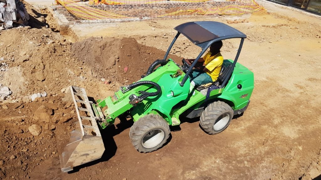 BAS Projects | Contracting | Plant Hire | Call: 082 718 3415