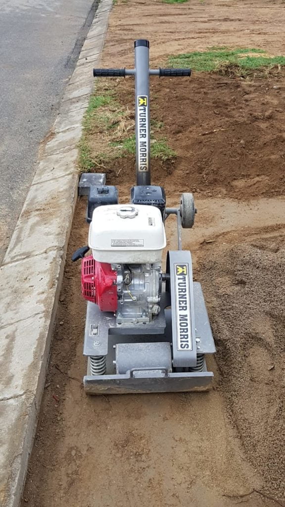 BAS Projects | Contracting | Plant Hire | Call: 082 718 3415